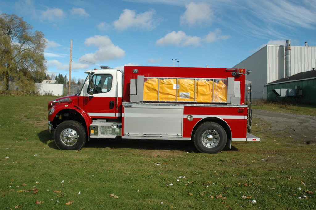 River Hebert - Joggins, NS - Metalfab Fire Trucks